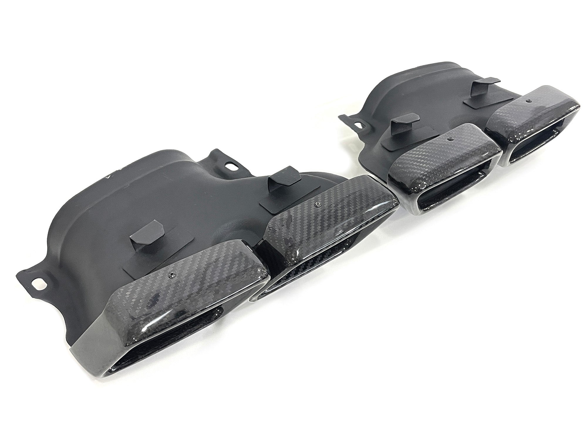 Carbon Fiber Exhaust Tips - Mercedes W205 C63 AMG 2015-2018 - WildLiner.com